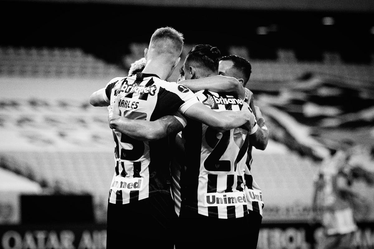 O dia da marmota. Sabe aquele filme Feitiço do Tempo, dos… | by Textão ...