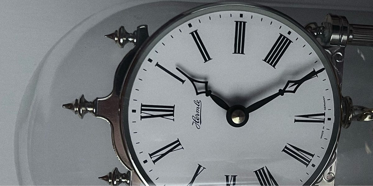 Días vacíos | by Julia Ballesteros | Medium