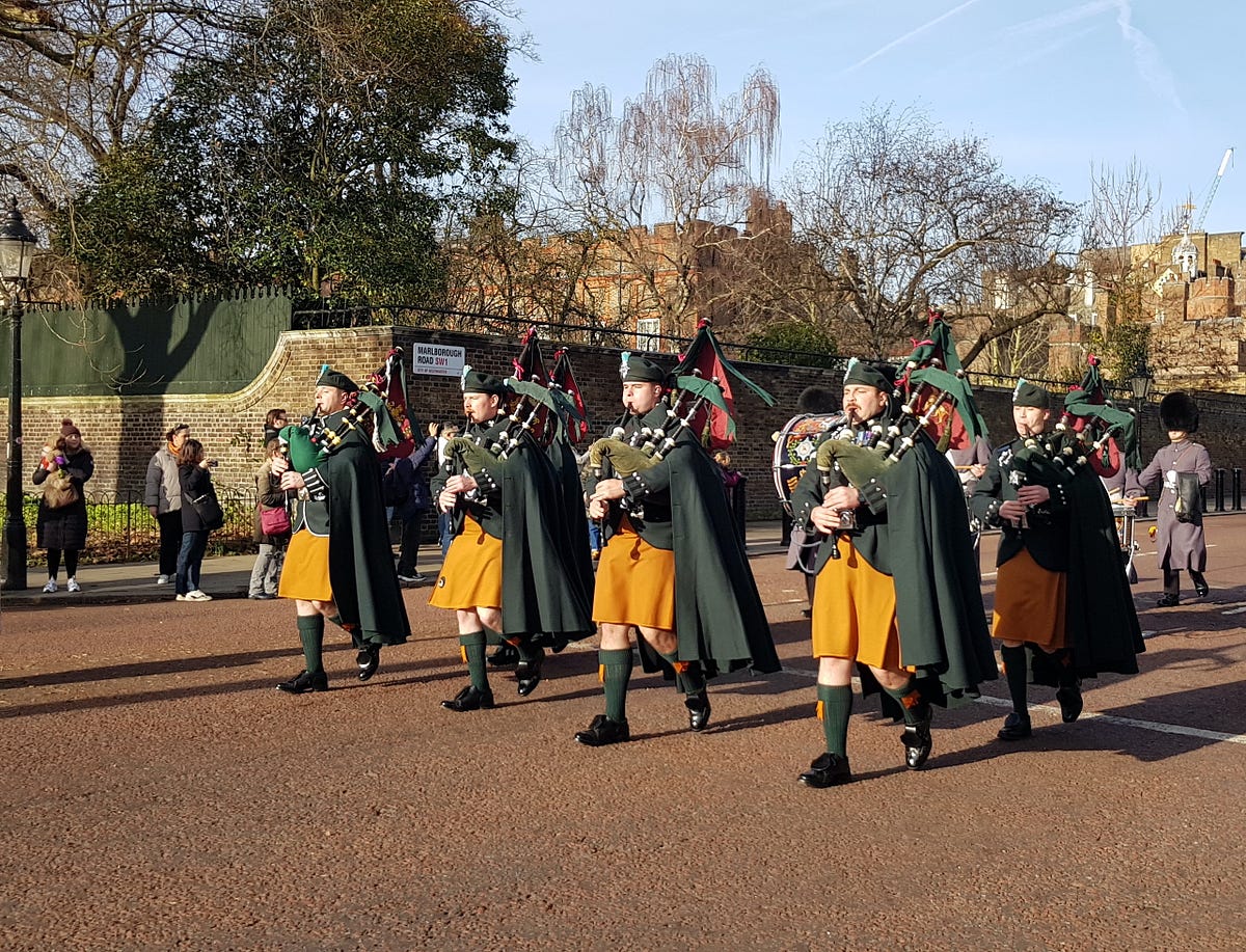 Uniforms, Bagpipes and a Hound. What is their connection to the Irish ...