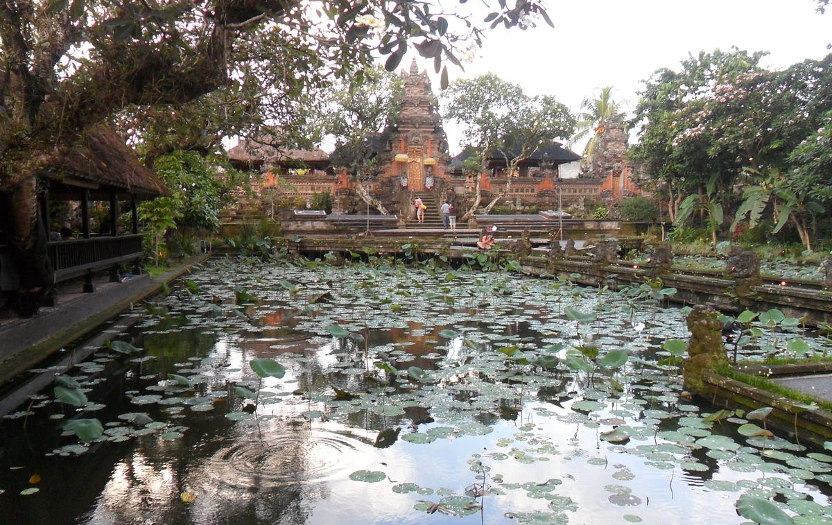 What’s the Big Deal About the Beaches in Bali? | by Jeremy Helligar ...