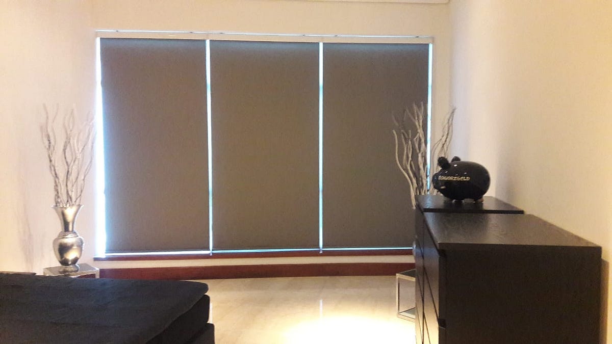 How To Install Blackout Roller Blinds? | Step By Step Process | by Blindsandcurtains | Medium