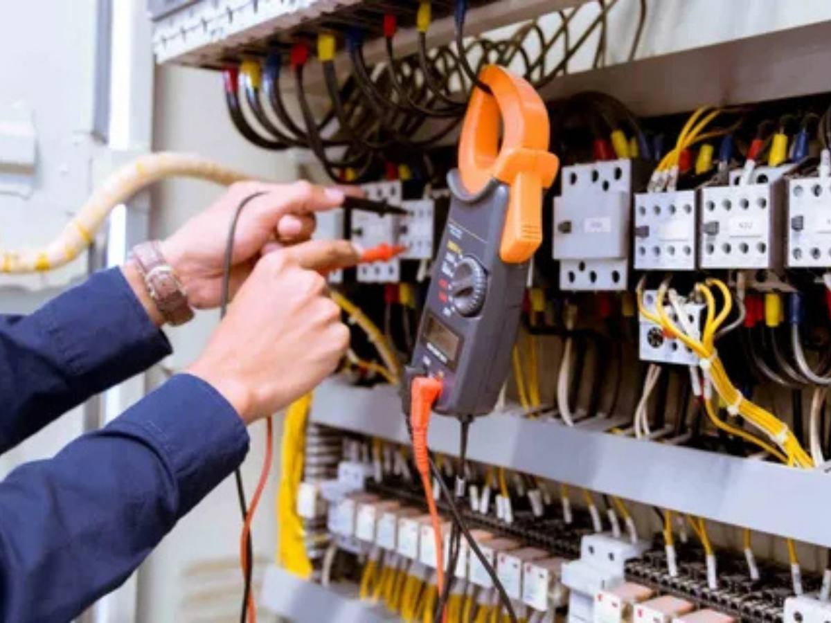 Lighting the Way: Why Choosing the Right Electrical Service in Dinuba CA Matters More Than You ...