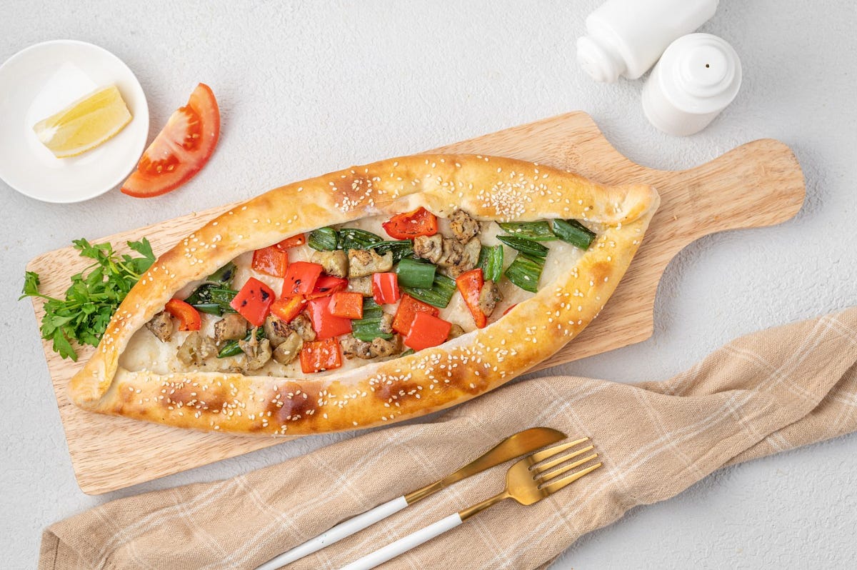 Turkish Restaurant in Dubai, UAE | Vegetable Pide | Taxim Cafe - Taxim ...