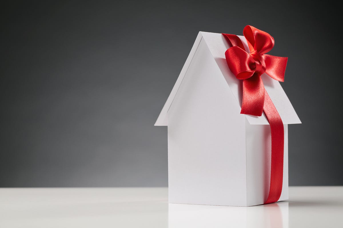 How to Buying an LLC. Both the holiday season and property… | by Riti ...