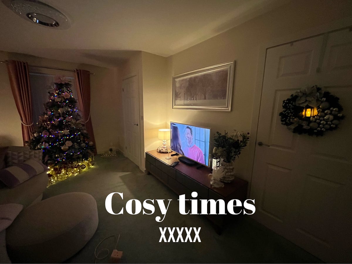 Why My Christmas Tree Must Go Up Now October’s here, but I don’t mind, My Christmas spirit’s not ...