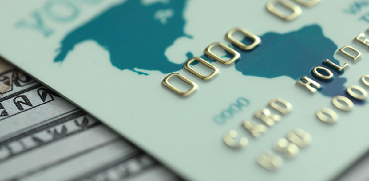 The perfect travel bank card for backpacking | by Le Duke | Medium