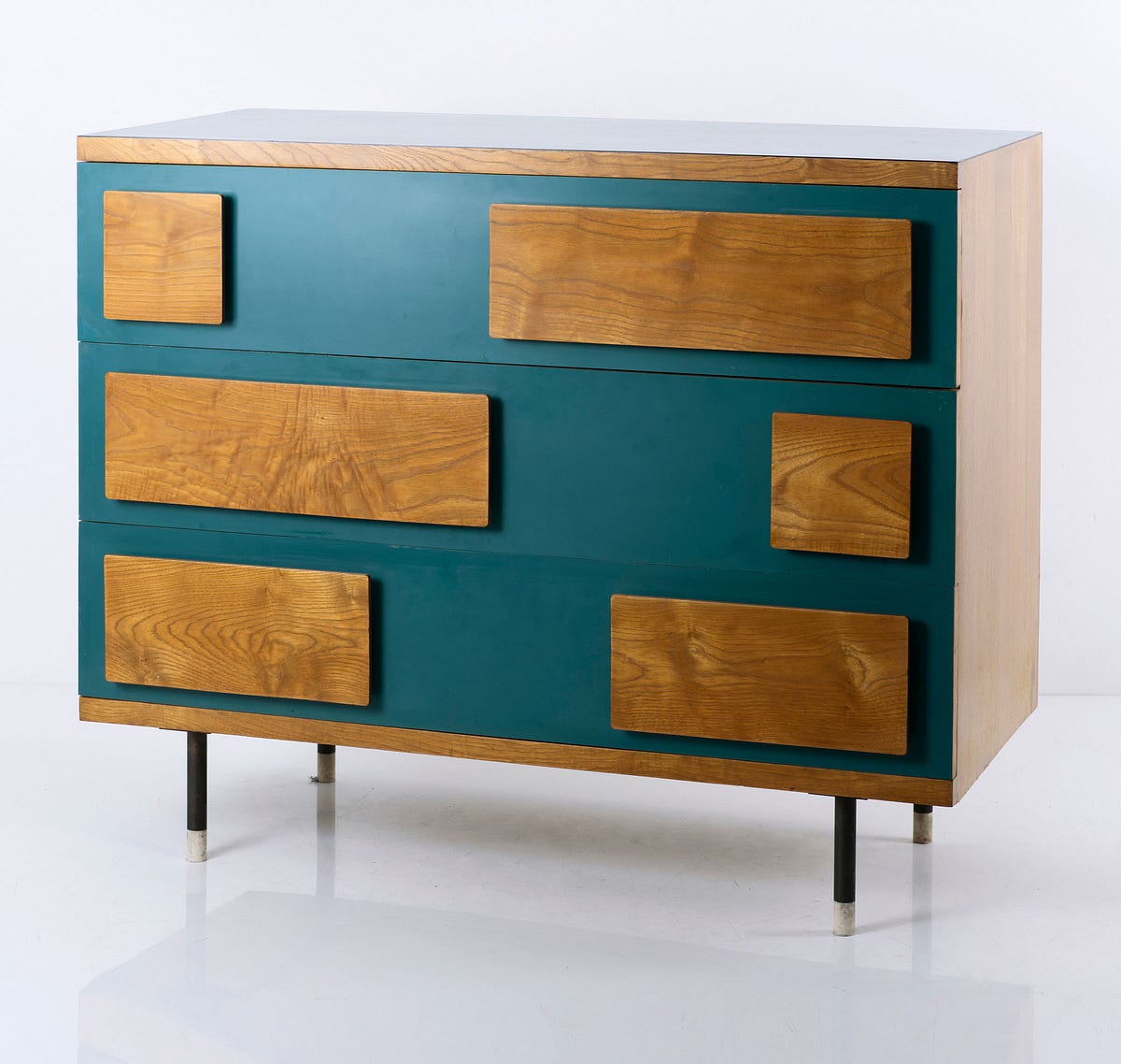 An Iconic Journey: The History of Cassina furniture | by James rogerrr ...