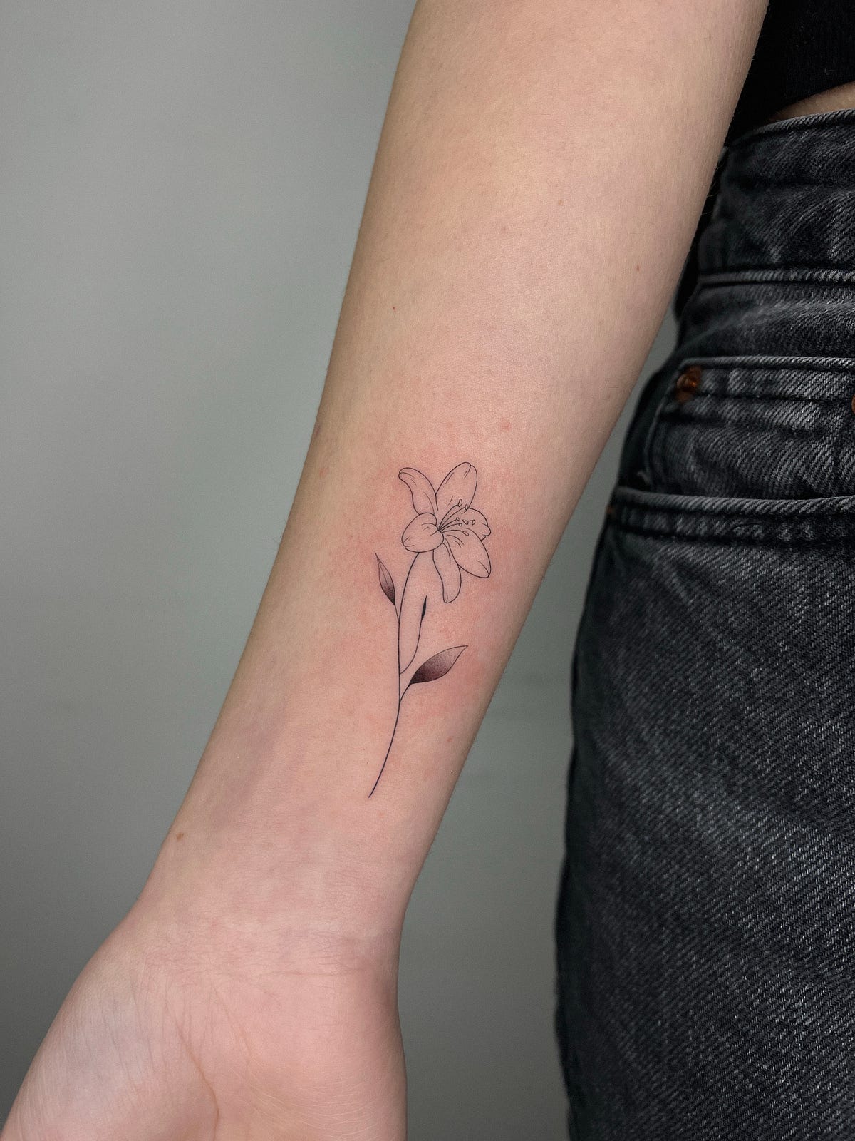 As a tattoo artist based in the UK, I specialize in creating fine line ...