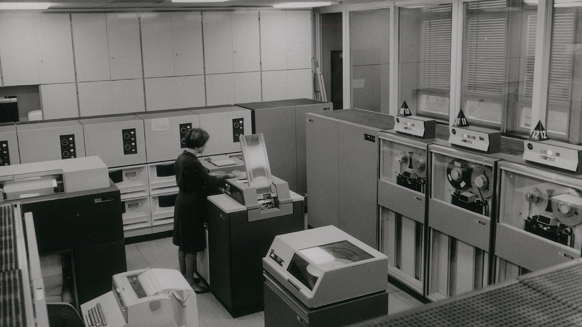 The 90s Tech Shift and Today’s LLM Boom: A Mirror Worth Looking Into ...