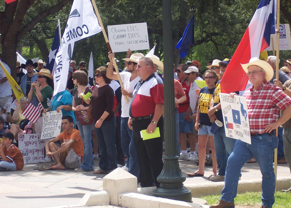 Russian Far-Right Nationalists Love Texan Separatists | by Robert ...