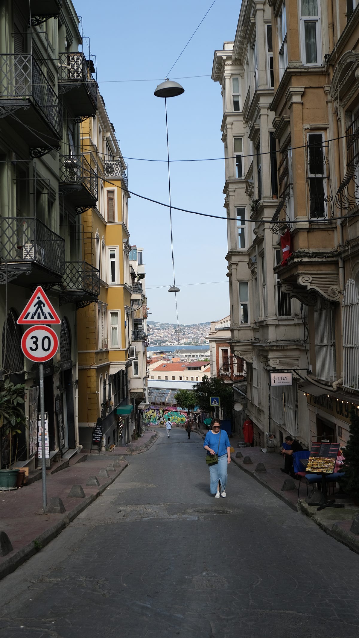 In pursuit of Pamuk’s melancholic Istanbul | by Tanya Sudan | Medium