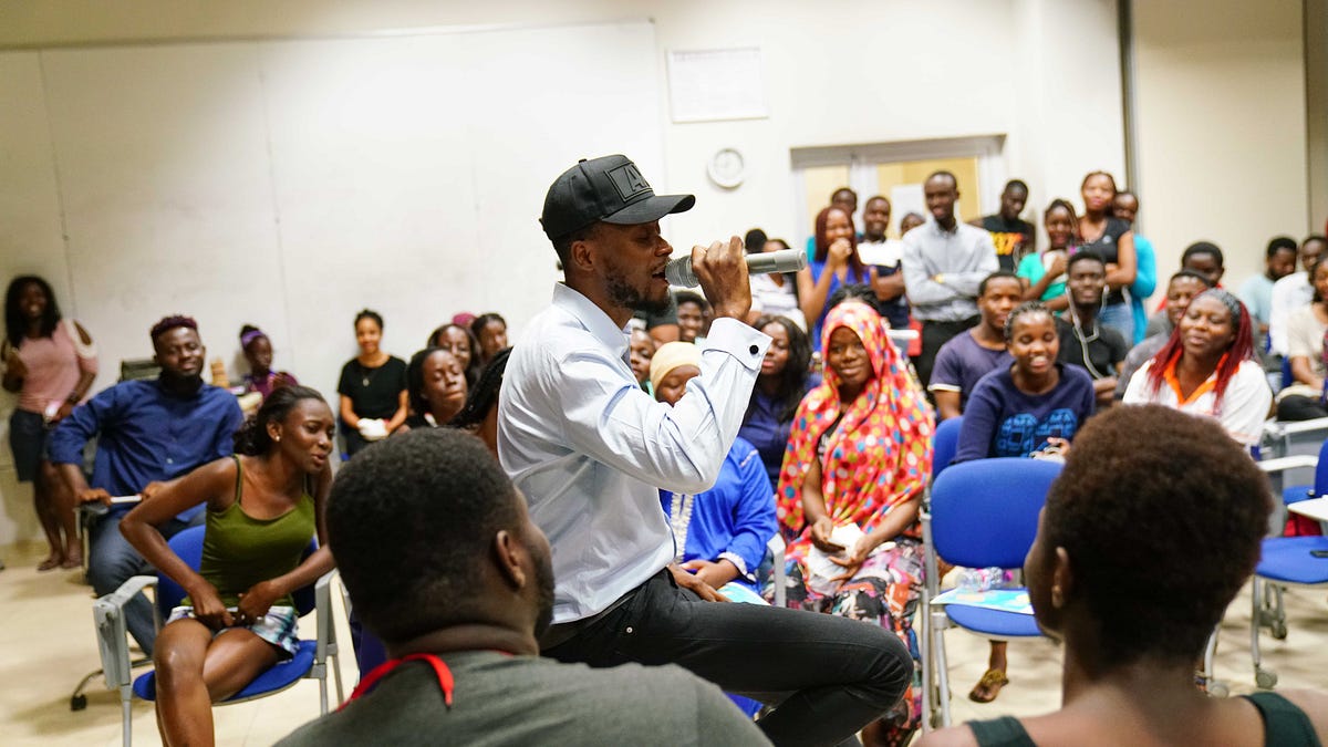 One-on-one with award-winning rapper, Elom Adablah (EL) | by Ashesi ...