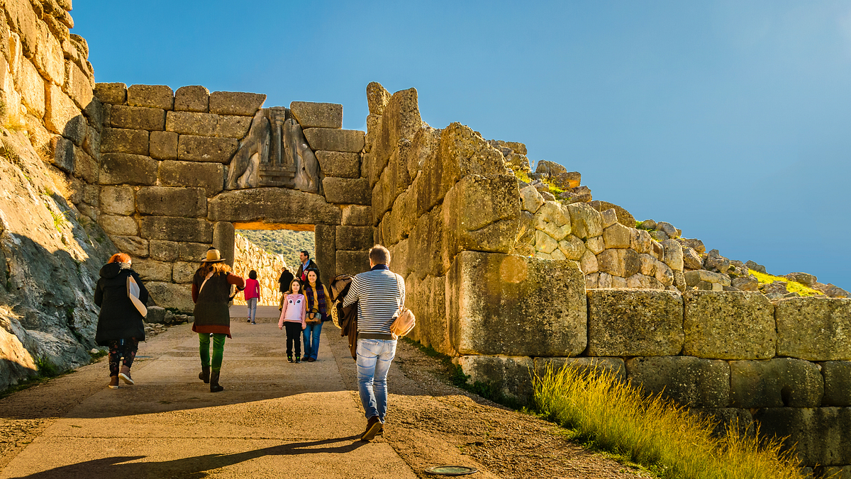 Egypt in Greece. The Influence of Ancient Egypt on Greek… | by Ancient ...