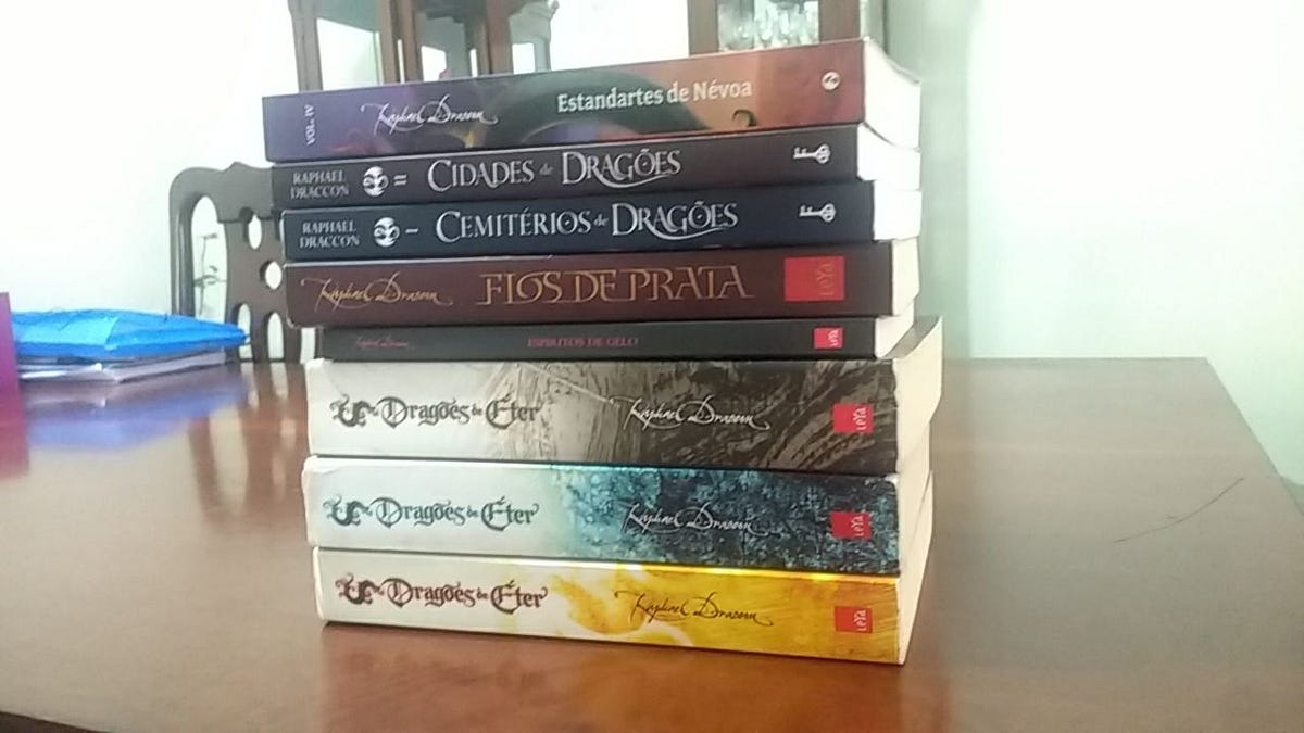 Acho que eu quero falar um pouco sobre o Raphael Draccon | by Thiago ...