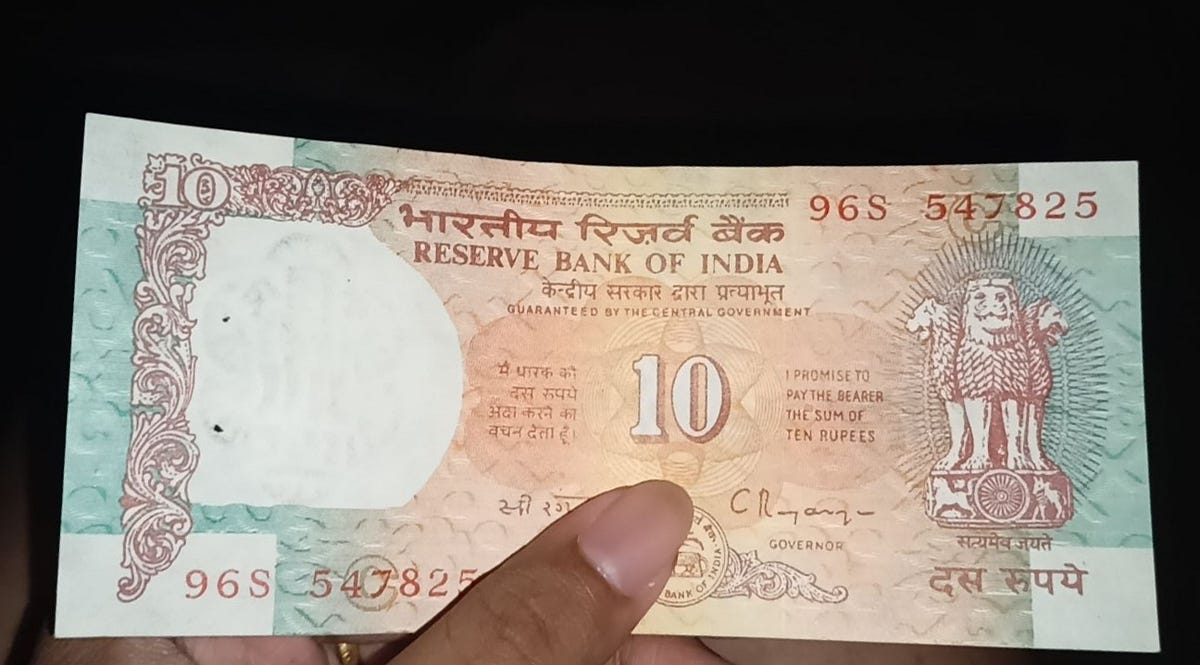 The Sunset Run That Gifted Me a Rare Ten Rupee Note | by Isha | Medium