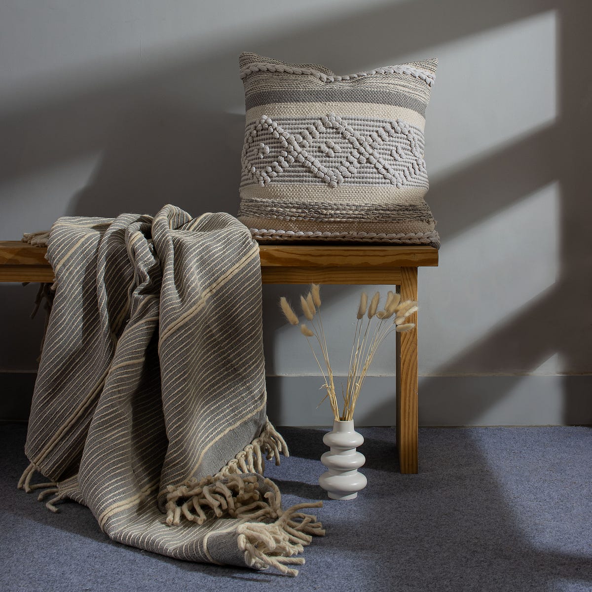 Let’s Talk About Sofa Throws and How to Style Them | by Viktoriasen ...