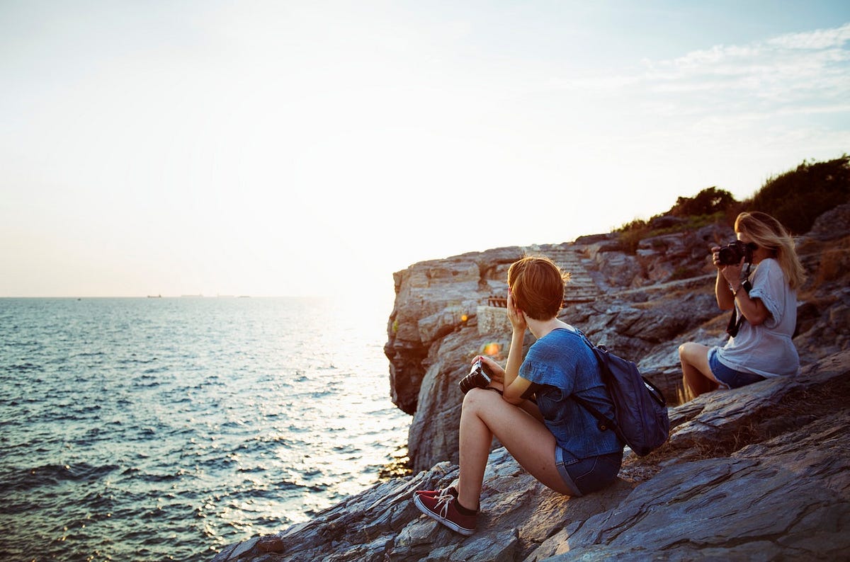 Using Stock Images for Your Blog: Dos and Don’ts | by Max Therry | The ...