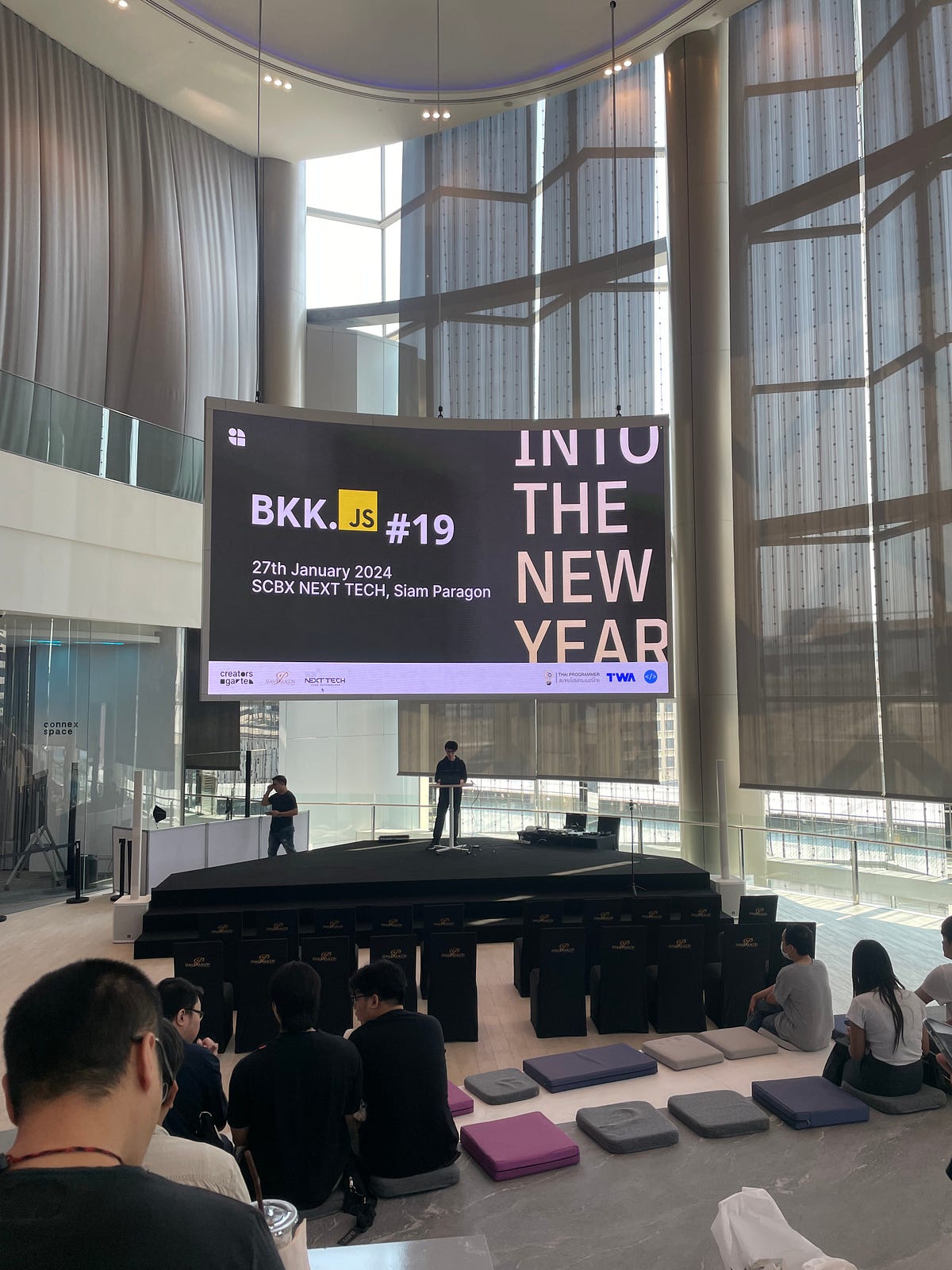 รีวิว เเละอัพเดทกับ BKK.JS #19. 27th January 2024 | by Karitthorn | Medium