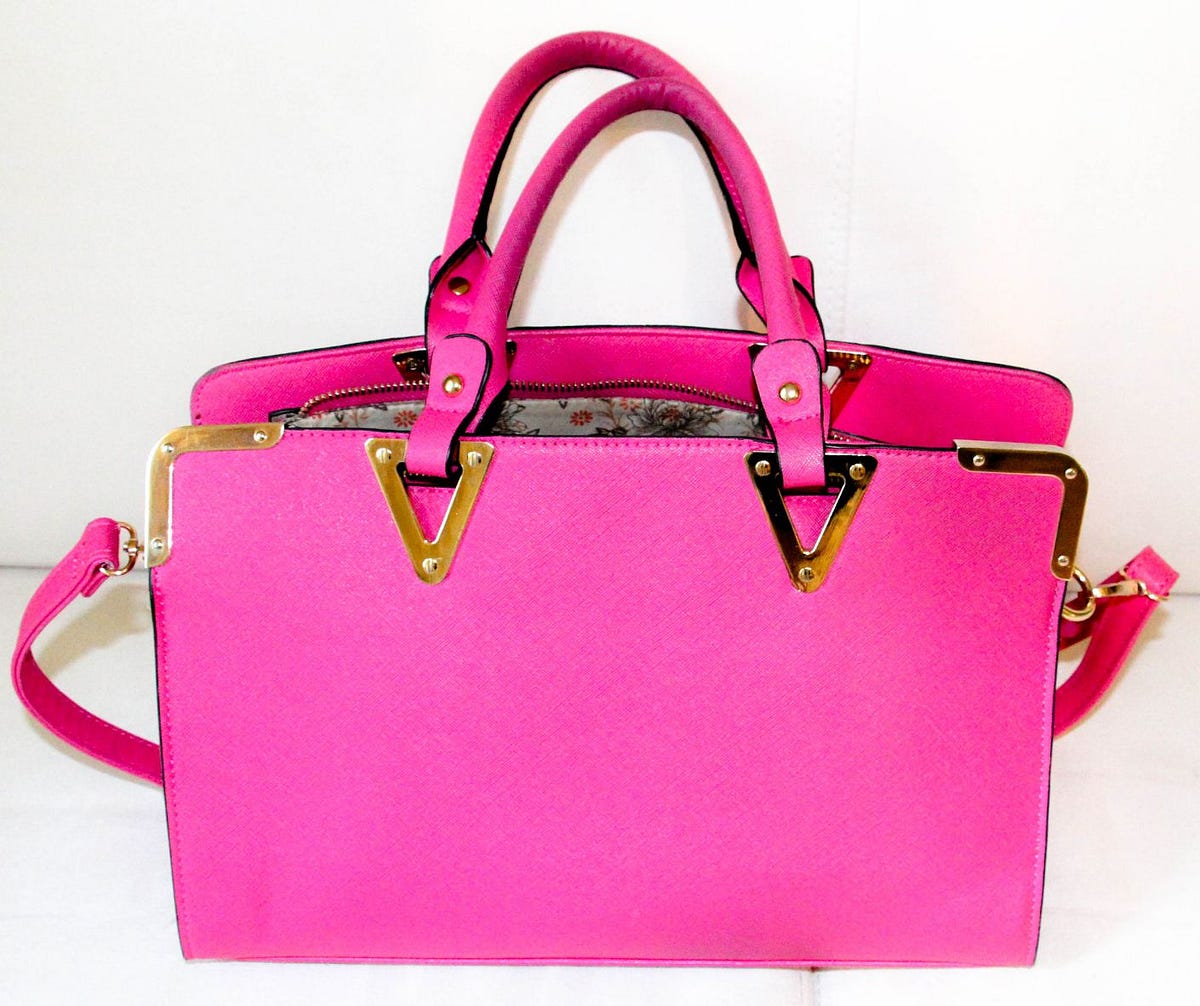 Tips to Organize Your Oversized Purse | by Shelley Wenger | Medium