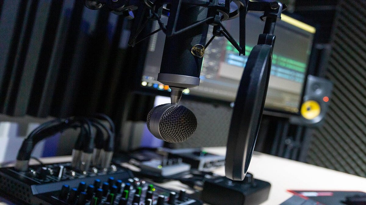 Profitable Podcasting: How to Build an Engaged Audience and Monetize ...