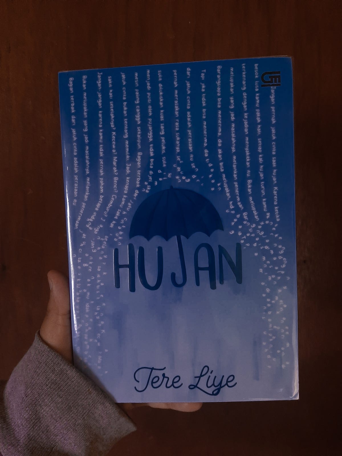 Hujan by Tere Liye. Setelah sekian lama akhirnya punya… | by Linda ...