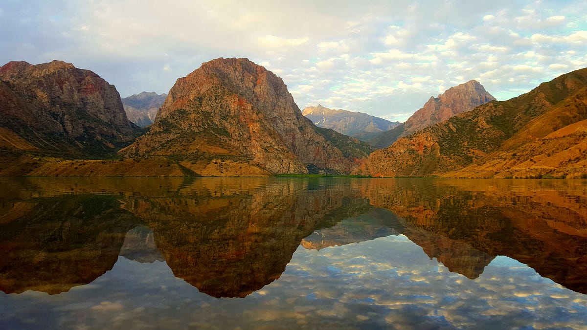 An Expedition to ‘Alexanders Lake’ | by Chevaan Daniel | Medium