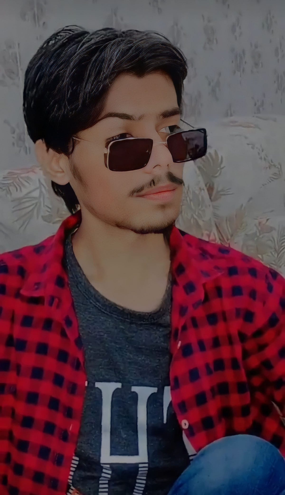 Hammad Ansari, known professionally as Madii Ansari, hails from the city of Rawalpindi in ...