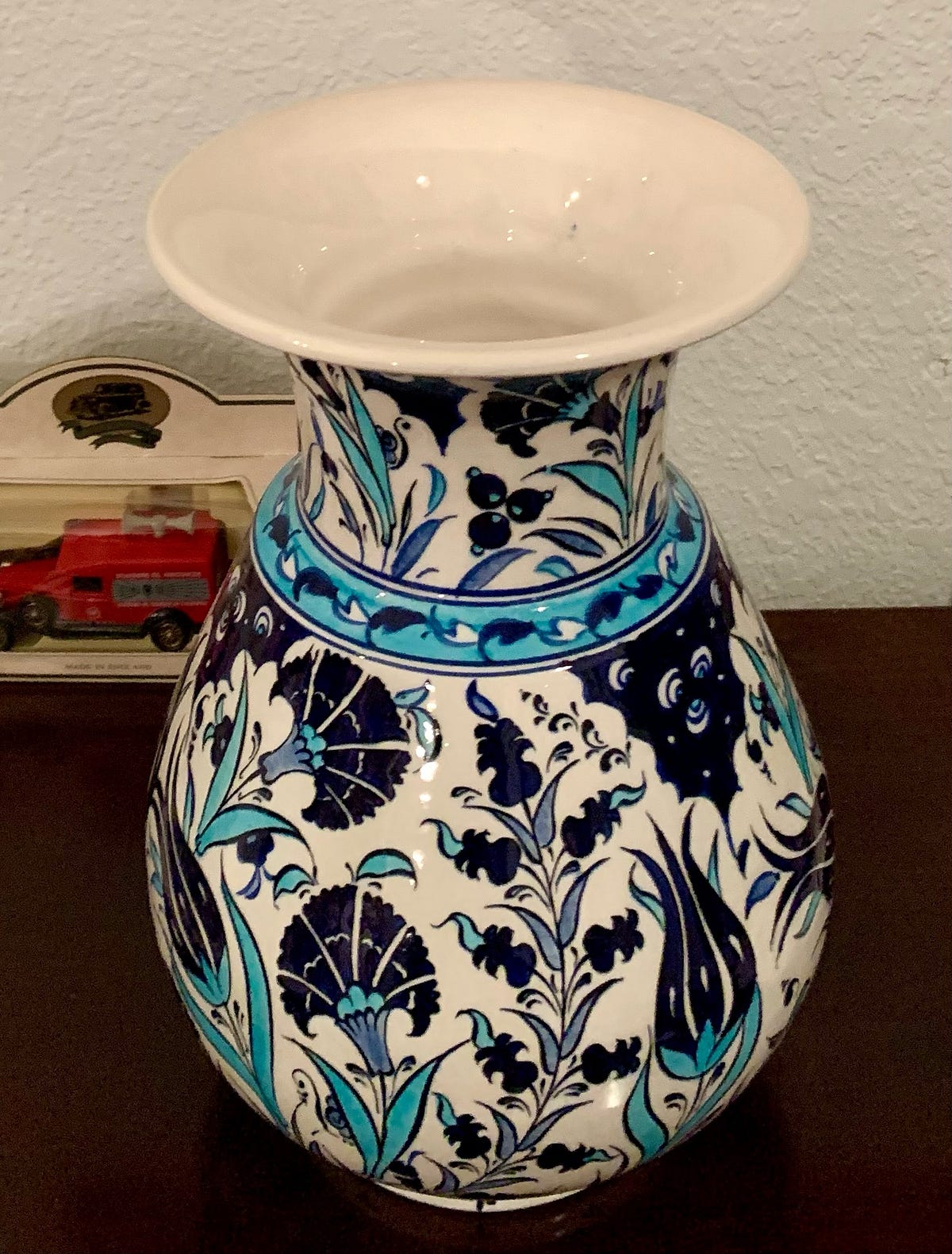 The Turkish Ceramic Vase — A Masterpiece of Art and History | by B.R ...