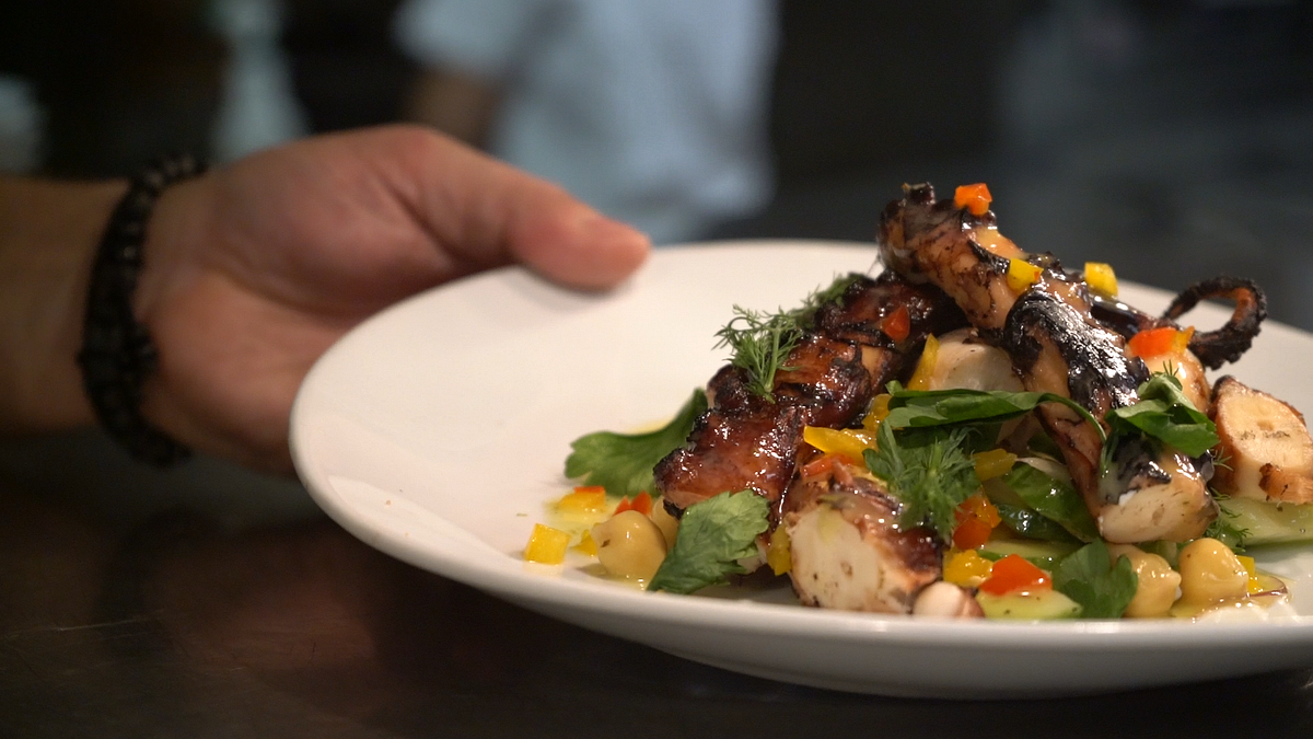 Ára Greek Kitchen is THRIVING. Thriving is a web-series in which Sabre ...