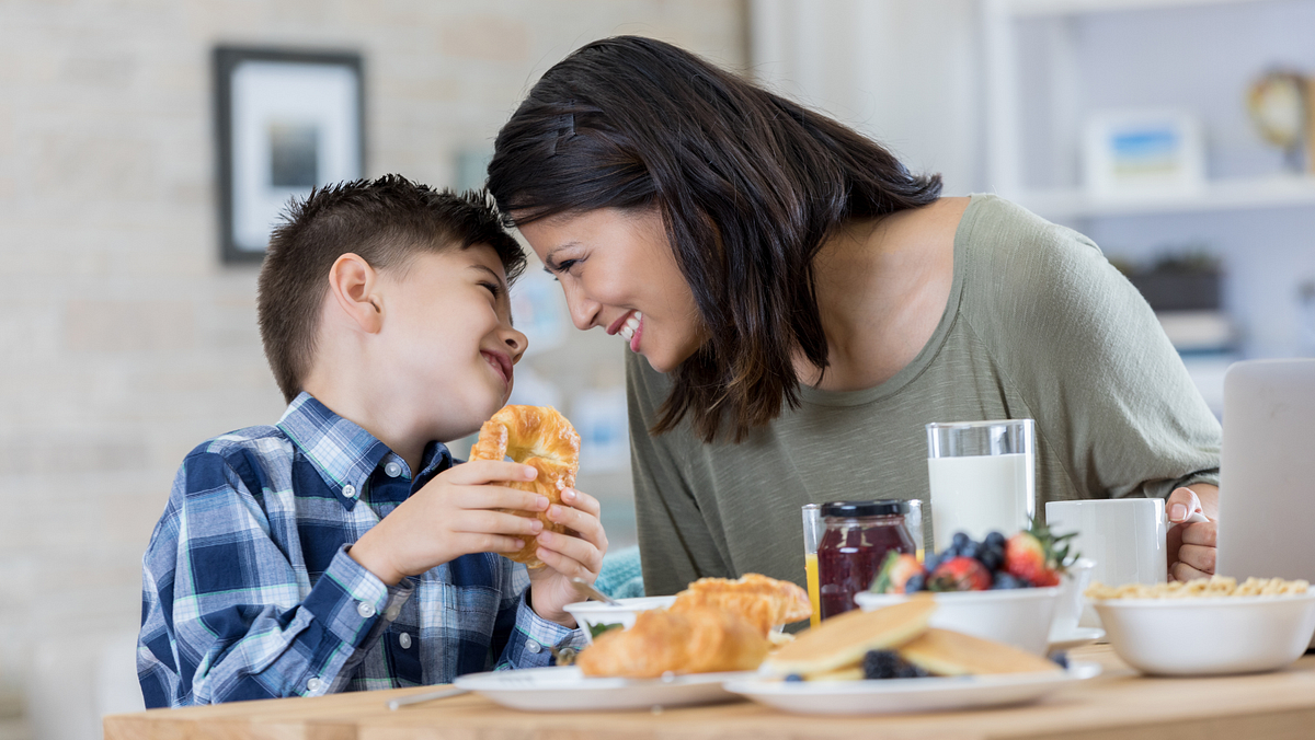 Why Compliments are Important to Kids | by Viviane Kate | Medium