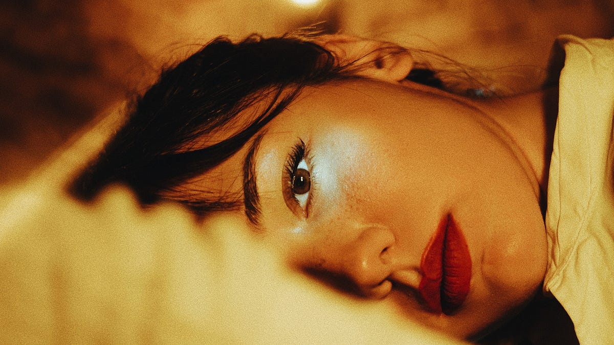 4 Signs You’re an Empath. 2# You have a strong intuition | by Suzan Dalia | Mystic Minds | Medium