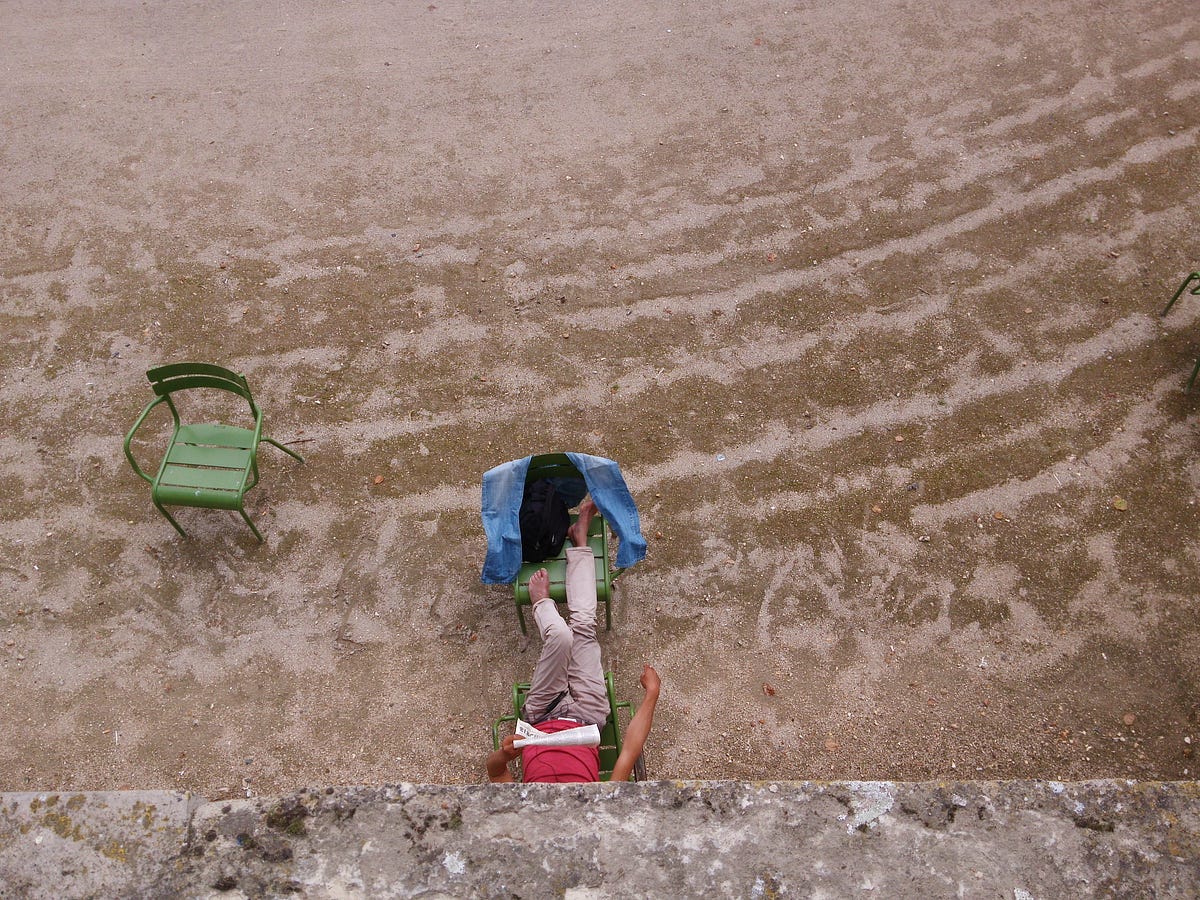 Anne Carson, tres poemas de Short Talks | by irrsee. | Medium