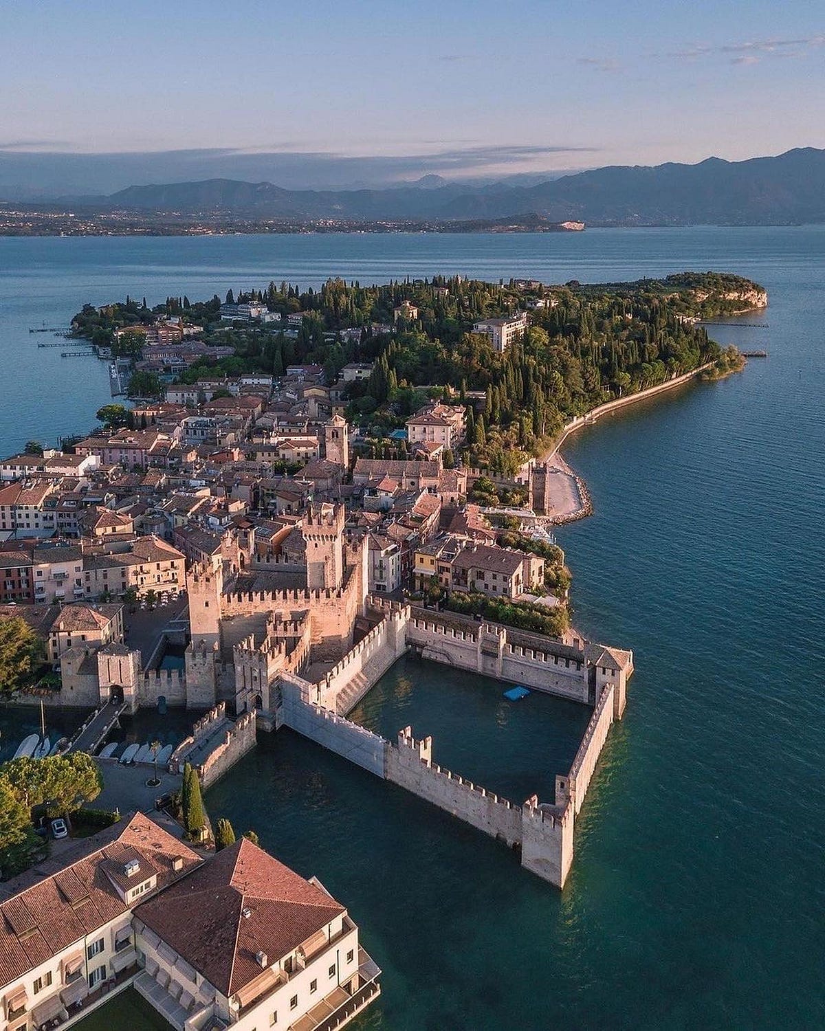 Top 20 Most Expensive and Popular Real Estate Purchase Places in Italy ...