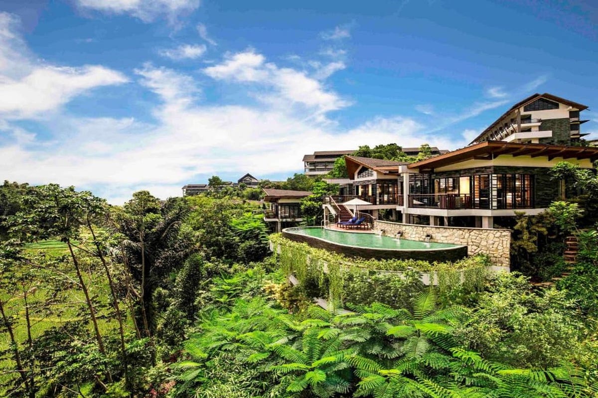 Experience Luxury and Tranquility at Pullman Ciawi Vimala Hills Resort ...