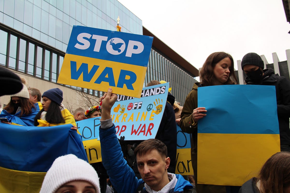 “The Ukraine-Russia War"!. The Ukraine-Russia War is a ongoing… | by ...