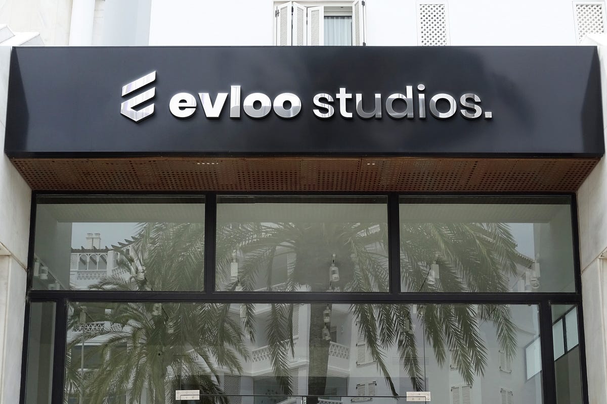 Bagaimana Memilih Desainer Logo yang Tepat untuk Membangun Branding ...