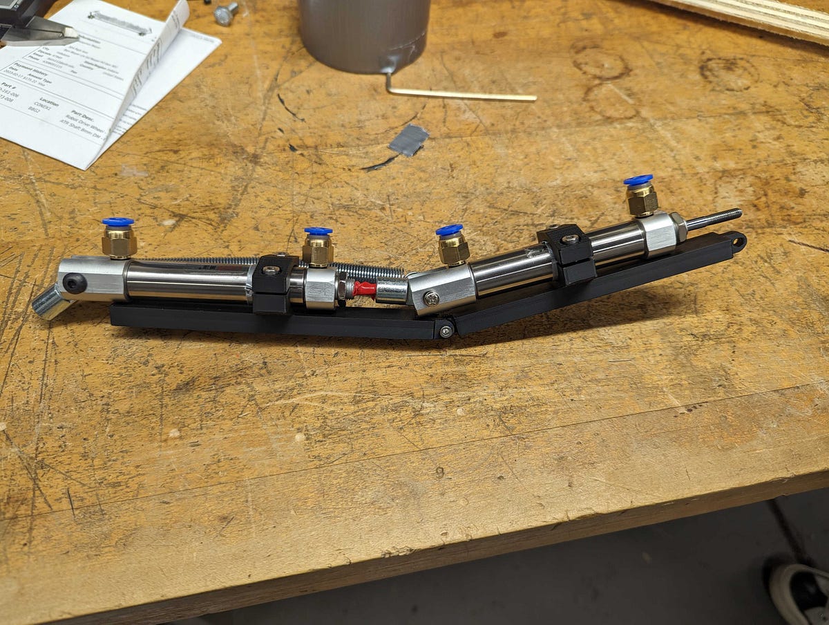 The Hydraulic Robotic Arm (Finished) | by Aragya Goyal | Medium
