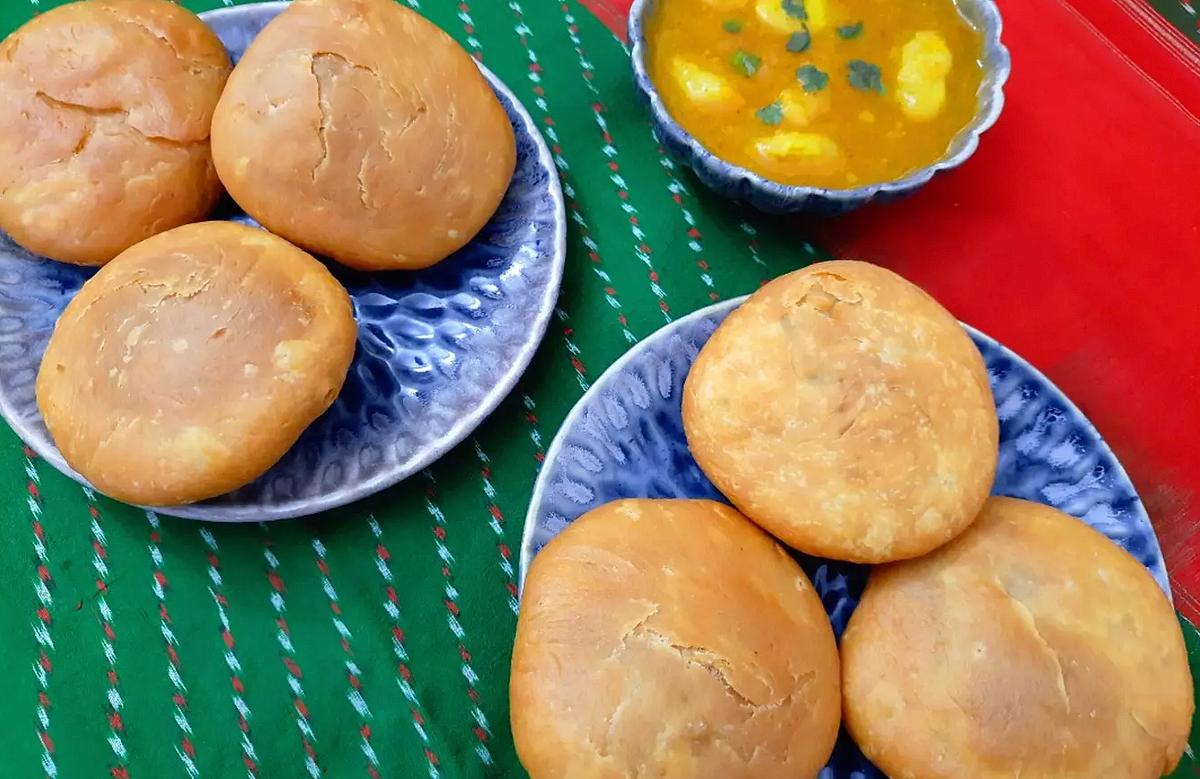 Tempting Foods We All Want To Enjoy During Rains ⛈ | by Pooja Singh ...