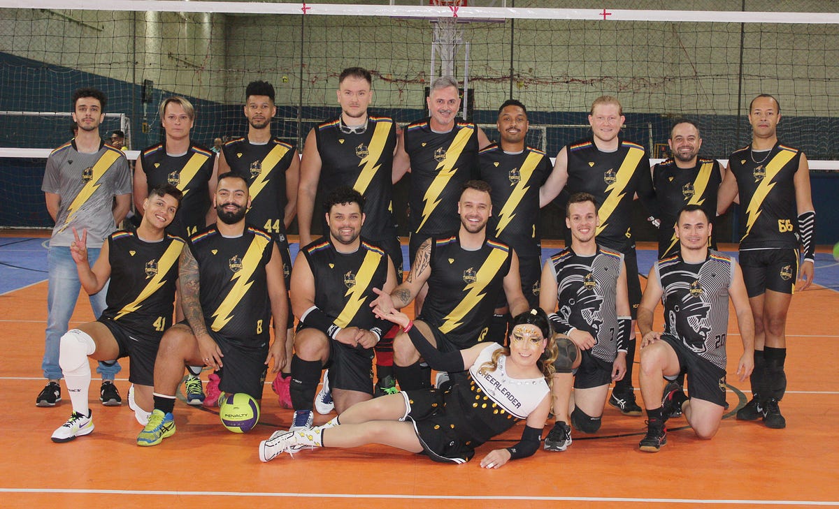 Representatividade LGBTQIA+ na quadra e no campo | by Amanda Bier ...