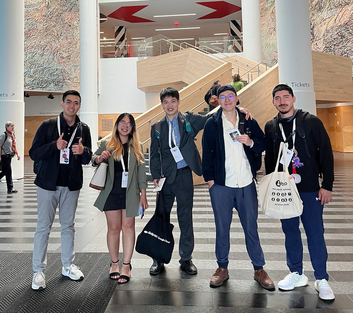 Recap Google Cloud Next’23 as a Google Cloud Student Innovator | Medium