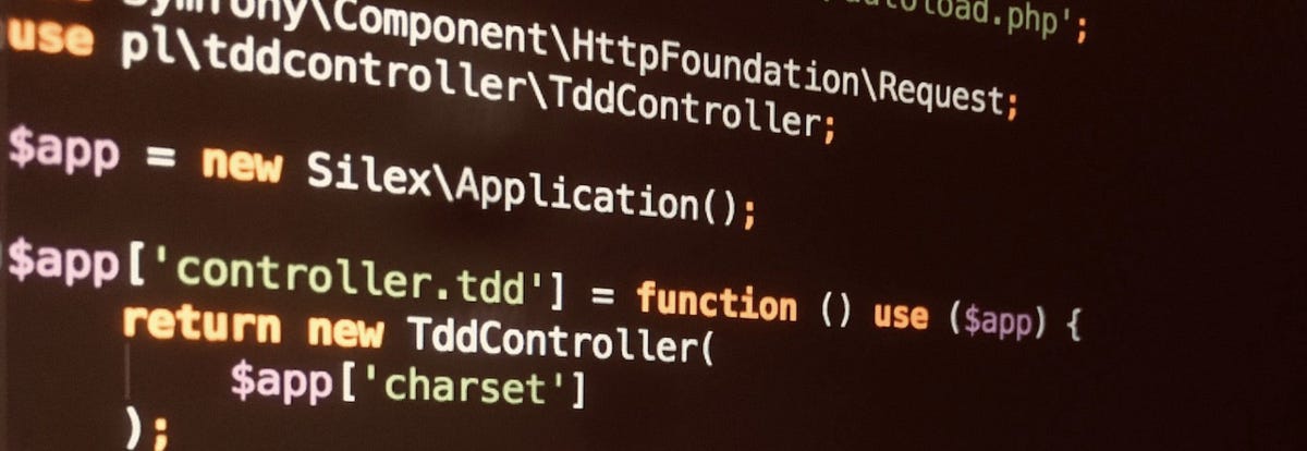 Start PHP’s Built-in Web Server From PHPUnit | by Peter Lafferty | Medium