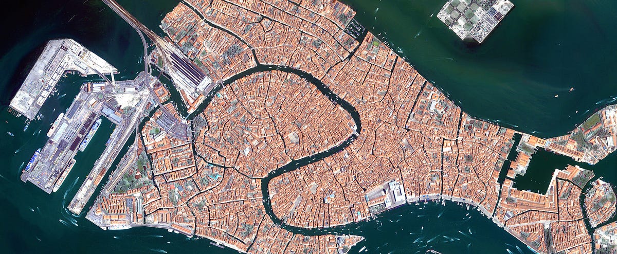 Staying afloat in Venice. Venice is a stunning city. It’s also… | by Lo ...