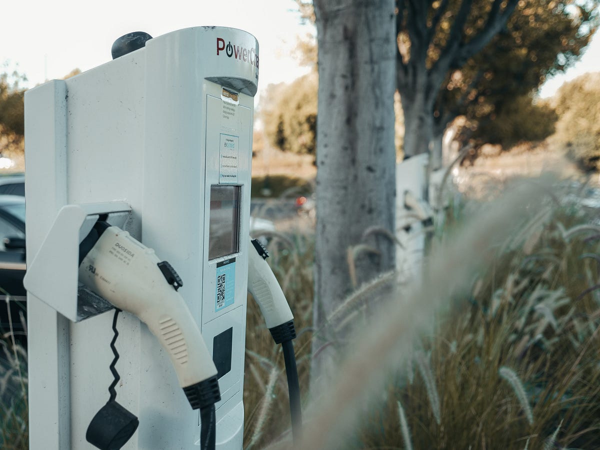 Eco-Friendly Drive: Electric Vehicles Revolutionizing Last-Mile ...