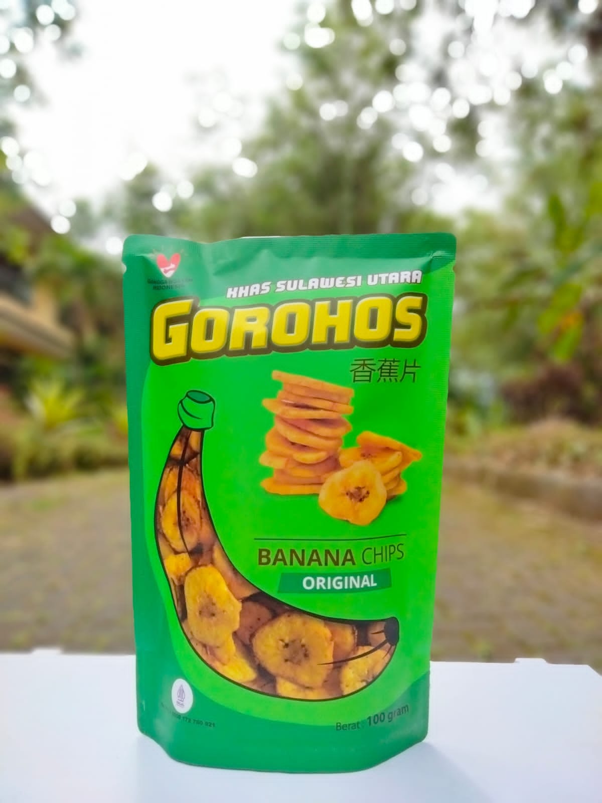 Keripik Pisang Goroho Manado. Indonesia, negara kepulauan yang kaya ...