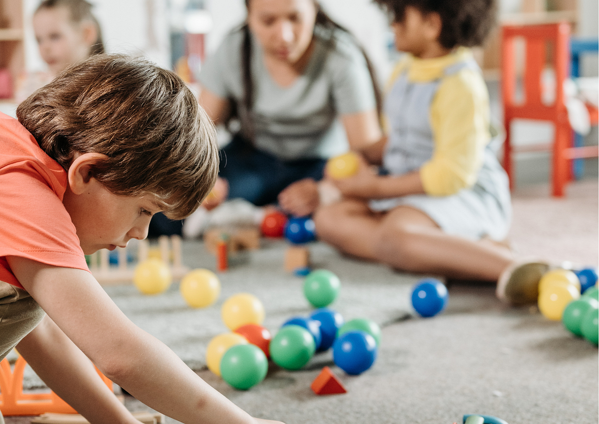 Smart Play: Nurturing Young Minds with the Best Intellectual Mobile ...