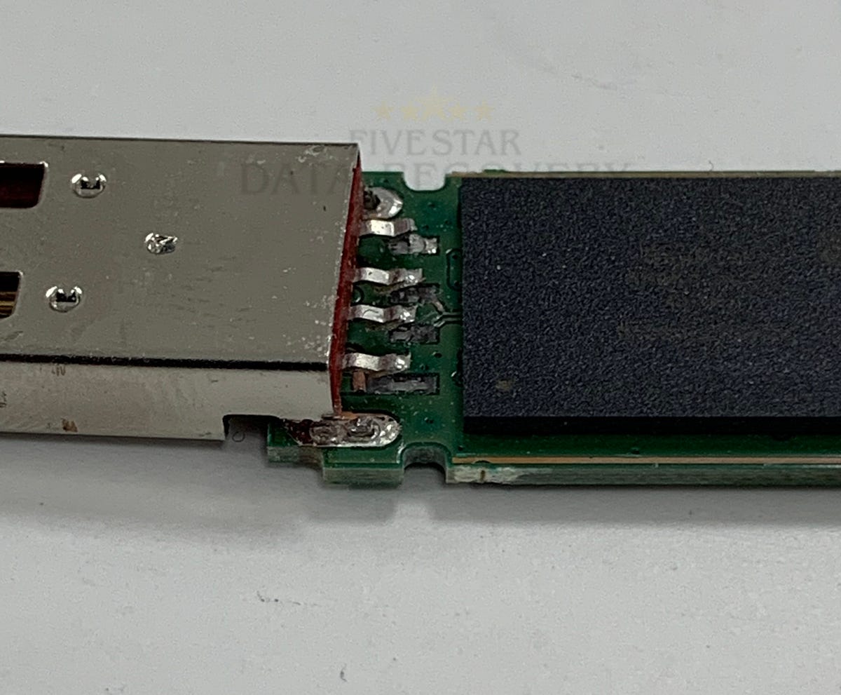 USB Data Recovery — Cracked Apart - Five Star Data Recovery - Medium
