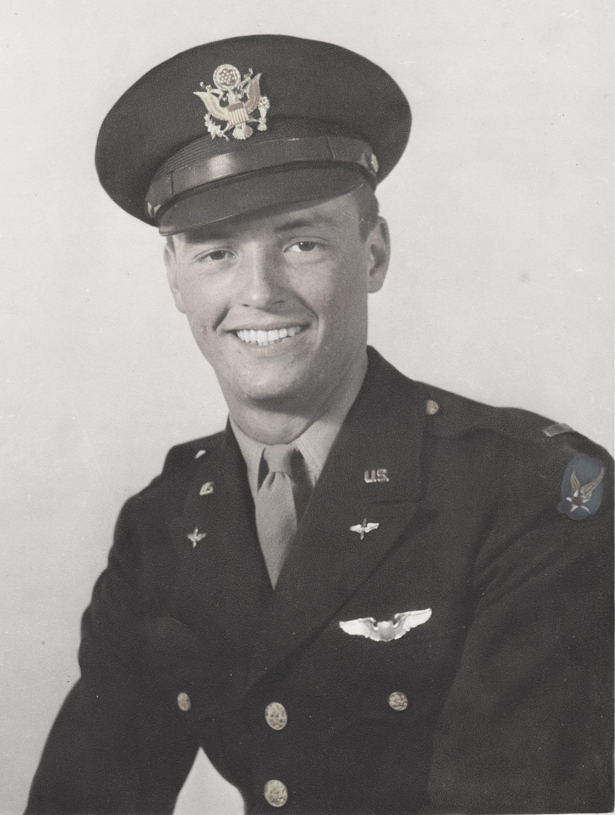 Distinguished Flying Cross awarded to William B. Bonnifield, 1st ...