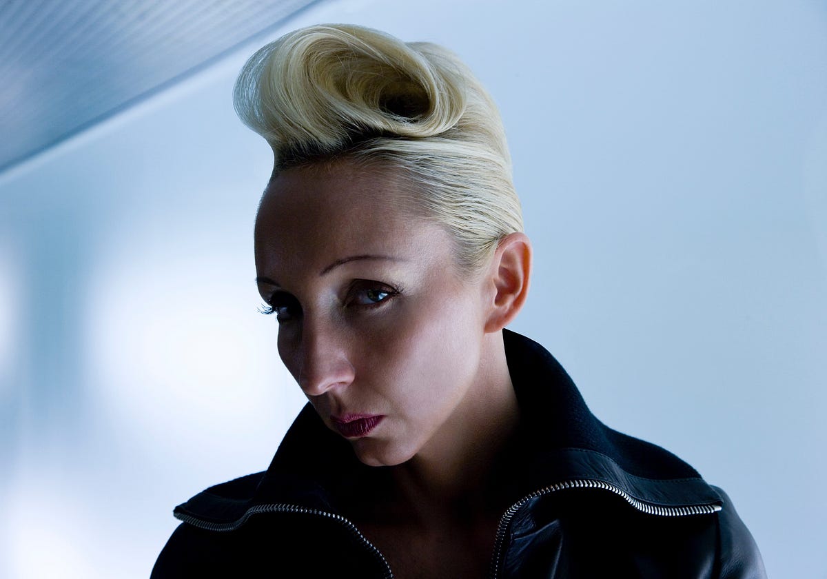 Who’s Playing at The Outer Loop?. May Music Edition: Lula Grelhada | by ...
