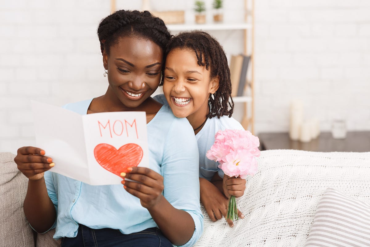 Flo — Friend or Foe. How we became mothers | by Rosennab | ILLUMINATION ...