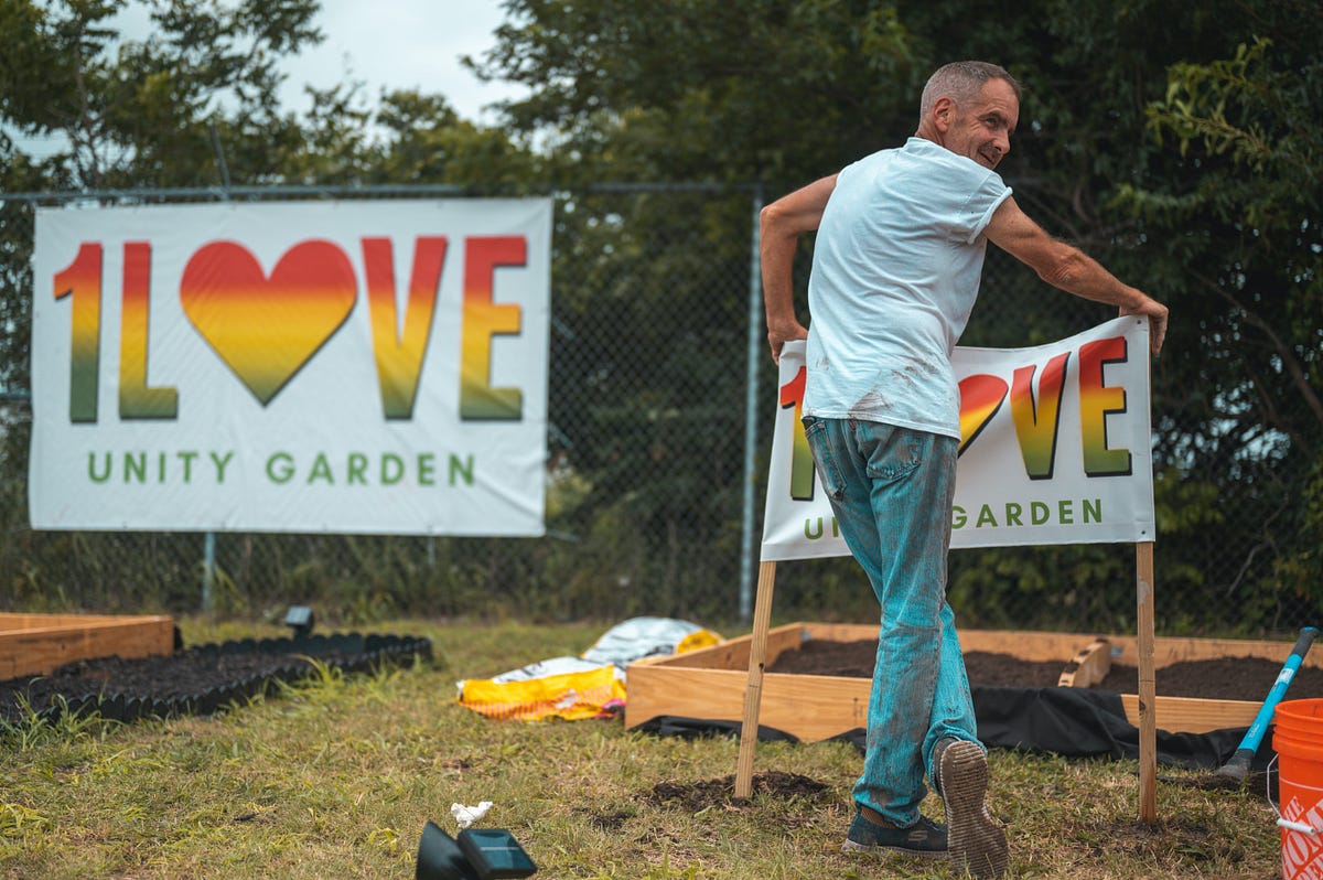 Volunteering Can Help You Reclaim Your Humanity | by Marta Brzosko ...